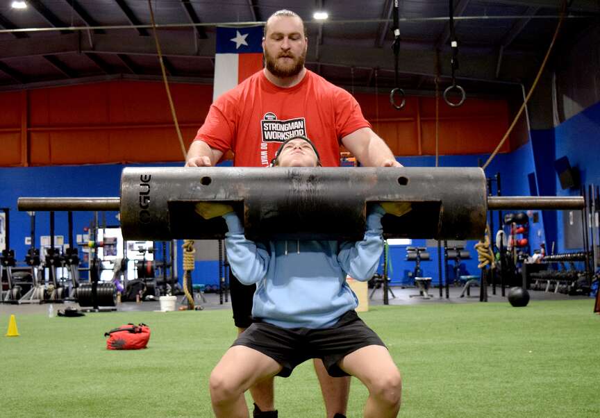 WATCH | Strongman competitors hold workshop in Texarkana | Texarkana ...
