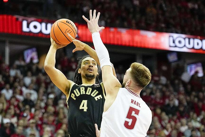 No. 2 Purdue wins, 75-69, at No. 6 Wisconsin for 7th straight victory ...