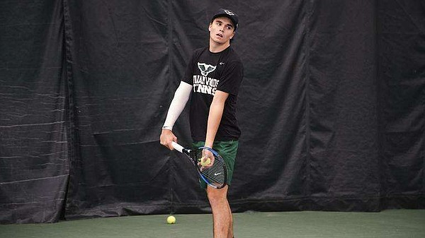 Diedrichs, Grumley lead resolute Owls squad to fifth-place finish at ...