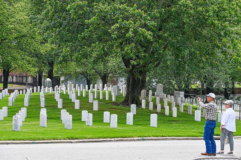 VFW requests attendance at Fort Smith veteran’s graveside service ...