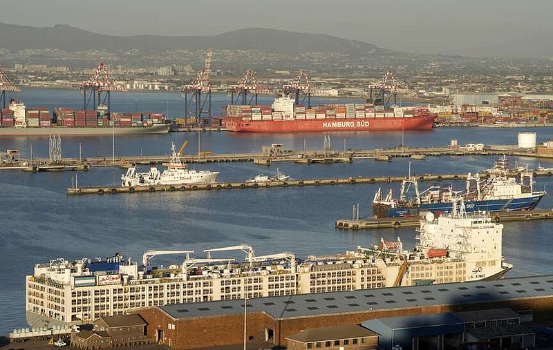 A ship carrying 19,000 cattle caused a big stink in the South African ...