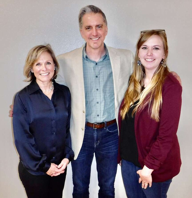 Arkansas Center for Data Services reps speak to Gravette Chamber ...