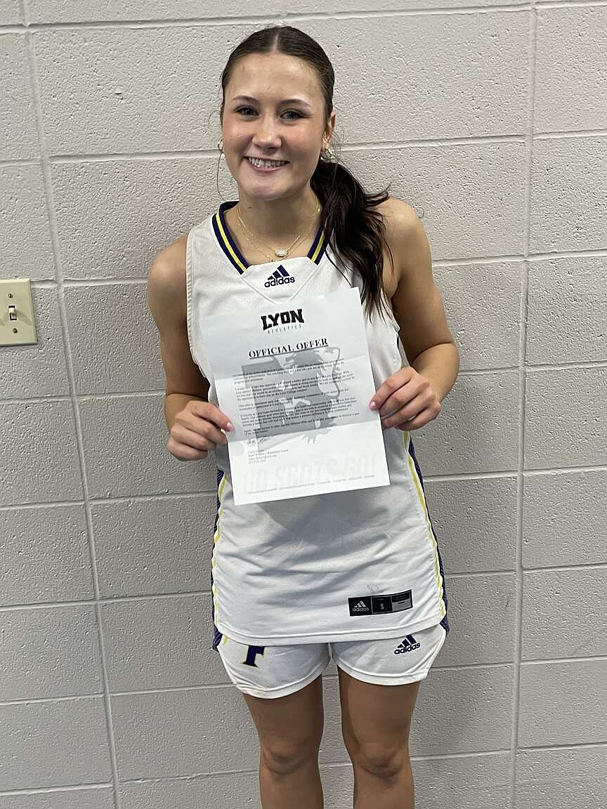 Fouke crushes DeWitt in regional, 81-27 | Texarkana Gazette