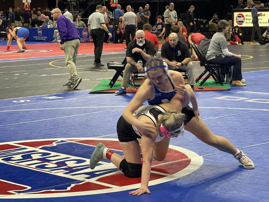 Hargis records first state placing finish for South Callaway Lady ...