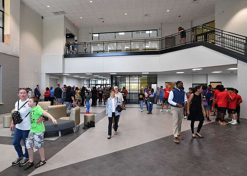 Fayetteville parents learn more about choice programs at Colbert, Holt ...