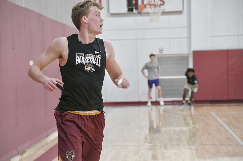 WATCH | Lake Hamilton all-time points leader Ty Robinson breaks 2,000 ...