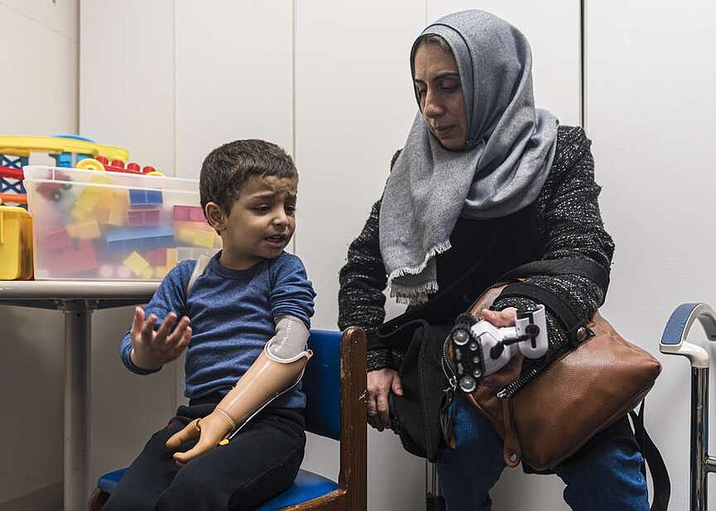 A 4-year-old Gaza boy who lost his arm and family gets second chance ...