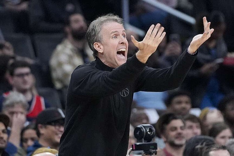 Wizards tie franchise mark with 16th straight loss after blowing big ...