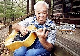Billy Grammer was born into a music career | Texarkana Gazette