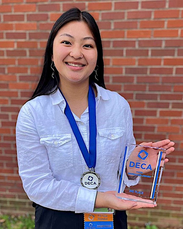 Decatur DECA earns medals | Westside Eagle Observer