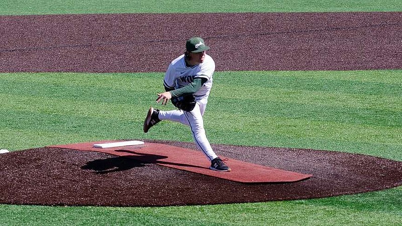 William Woods baseball splits first two in AMC-opening series vs. CBC ...