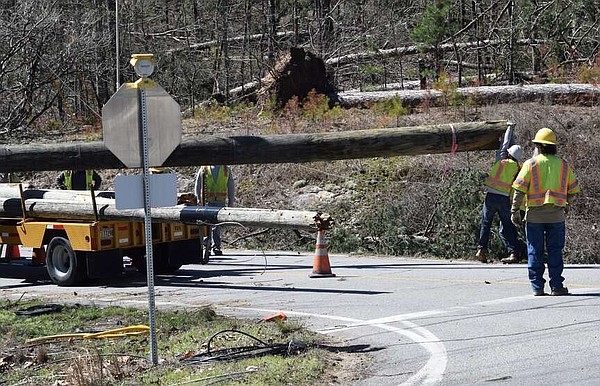 More than 100 homes damaged in Hot Springs Village by tornado, official ...