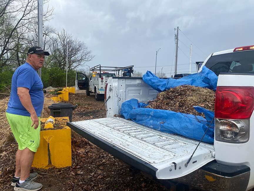 Yard waste site opens over weekend | Jefferson City News Tribune