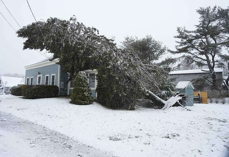 April nor’easter with heavy snow pounds Northeast and knocks out power ...