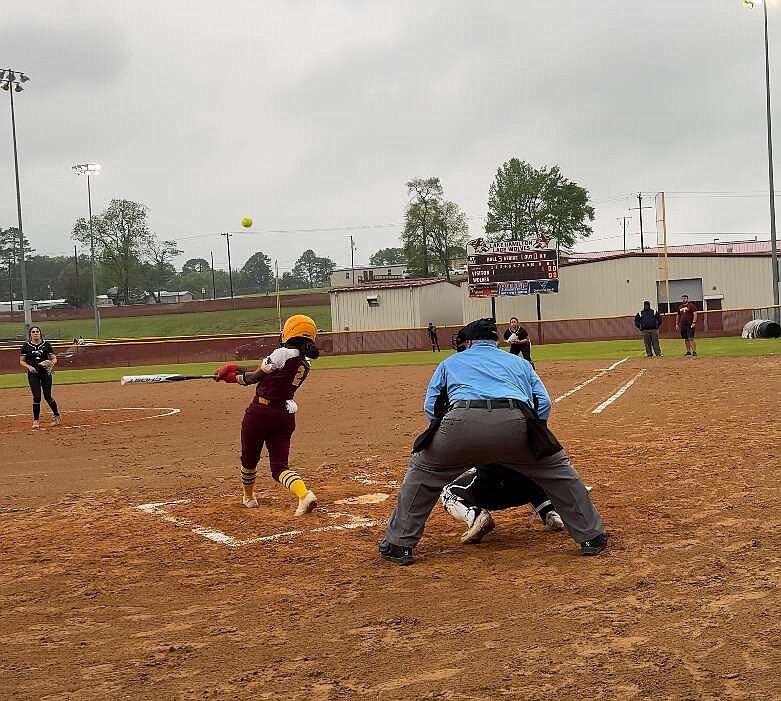 WATCH | Lady Wolves’ huge third inning topples Hot Springs Lady Trojans ...
