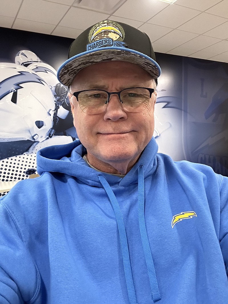 Rick Minter tackles Chargers’ senior defensive assistant role ...