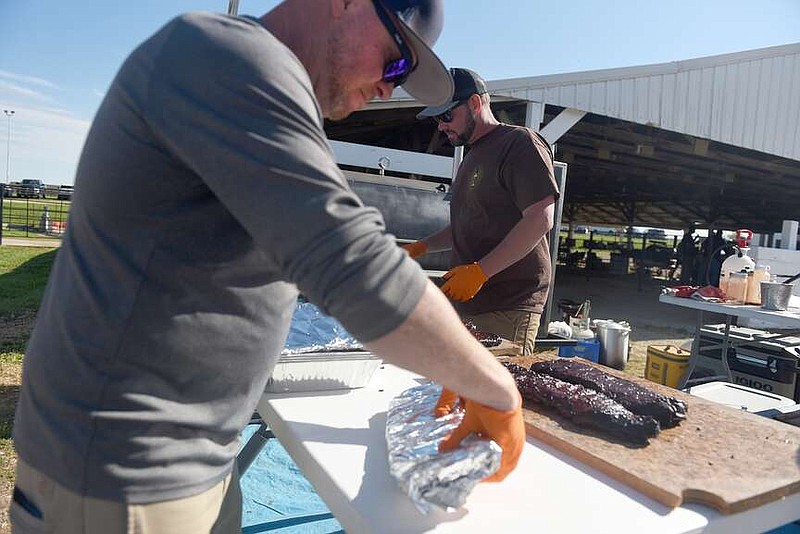Special Learning Center hosts annual ribs cook-off | Jefferson City ...