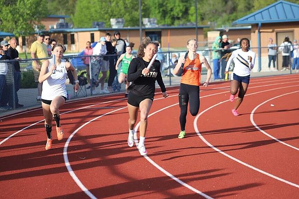 Fulton girls T&F’s Arnold earns silver in high jump at Hermann ...
