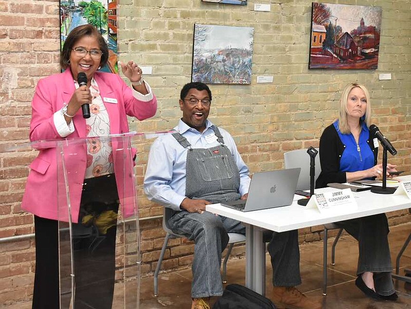 Town hall talks economic effect of arts, culture | Pine Bluff ...