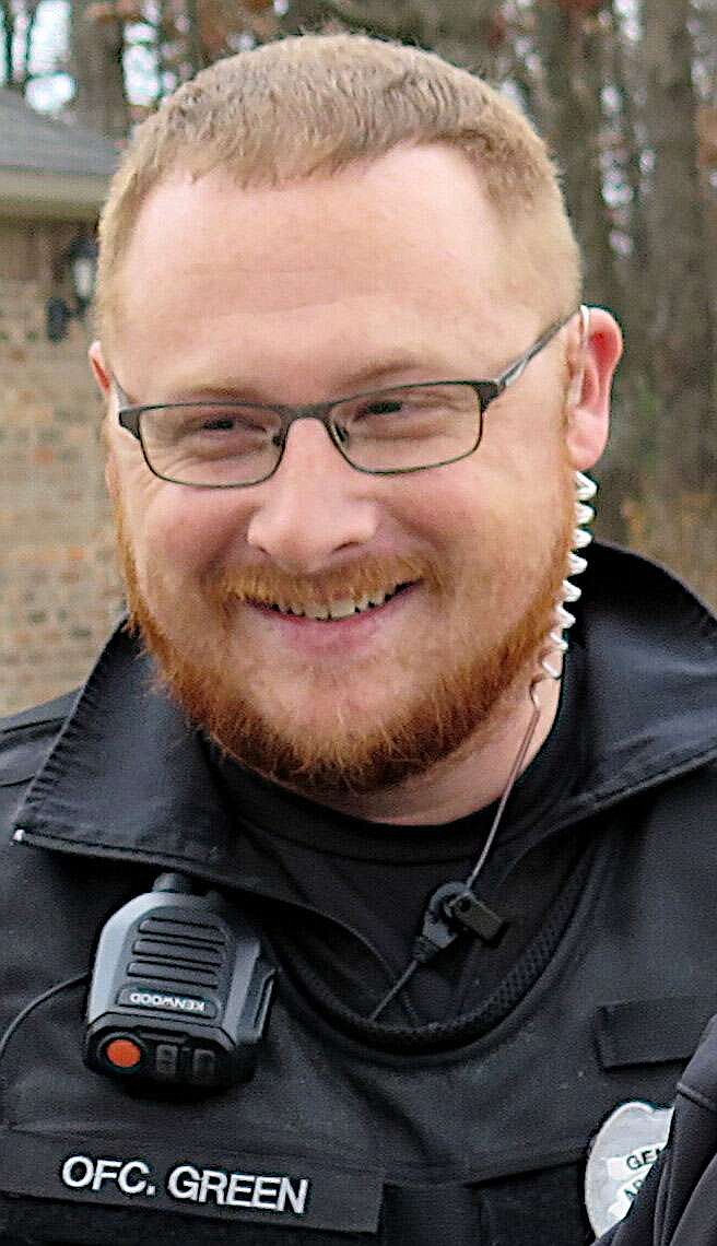 Gentry officer and his wife arrested in Greene County in connection ...