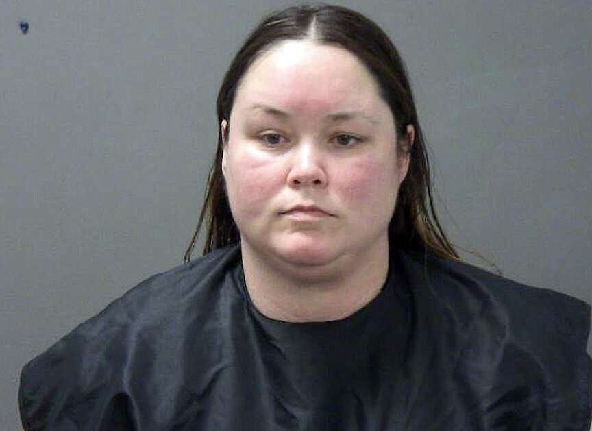 Farmington police say woman had trifecta of drugs, money, gun ...