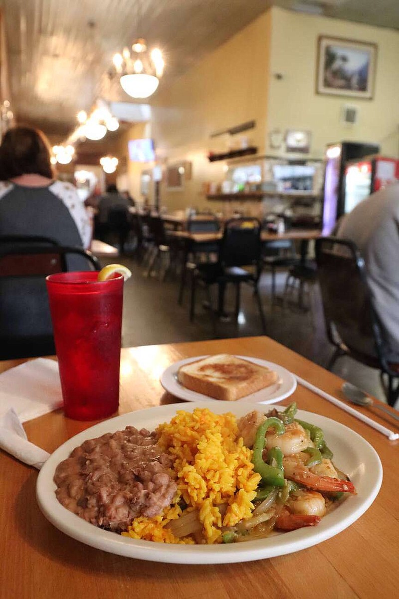 RIVER VALLEY EATS: Kat Robinson says Atkins International Cafe Hits The ...