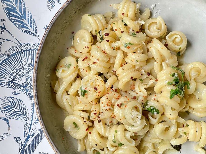 OPINION | FRONT BURNER: Pasta With Lemon, Parmesan and Herbs is packed ...