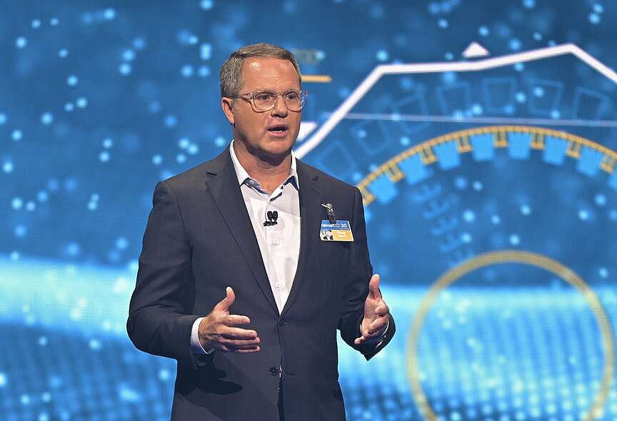 Walmart CEO named in list of 5 standouts | Northwest Arkansas Democrat ...