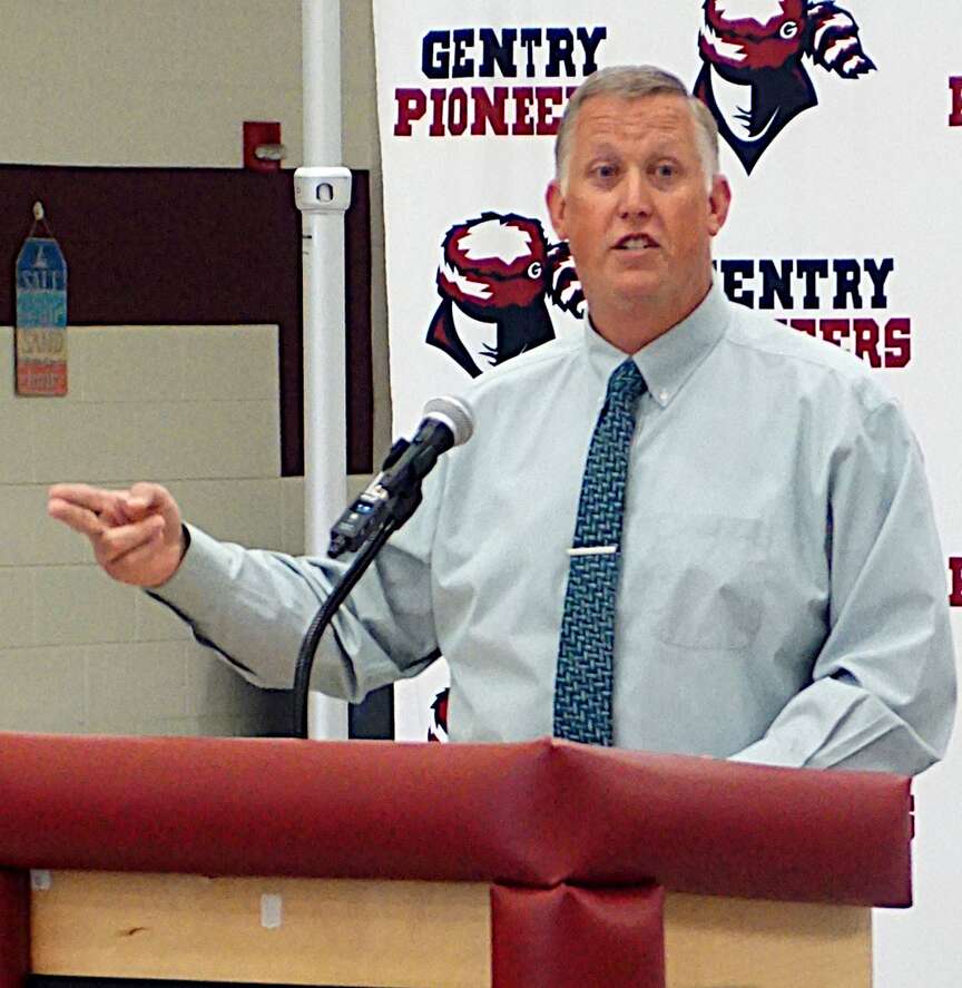 Thirty-three honors graduates celebrated in Gentry | Westside Eagle ...