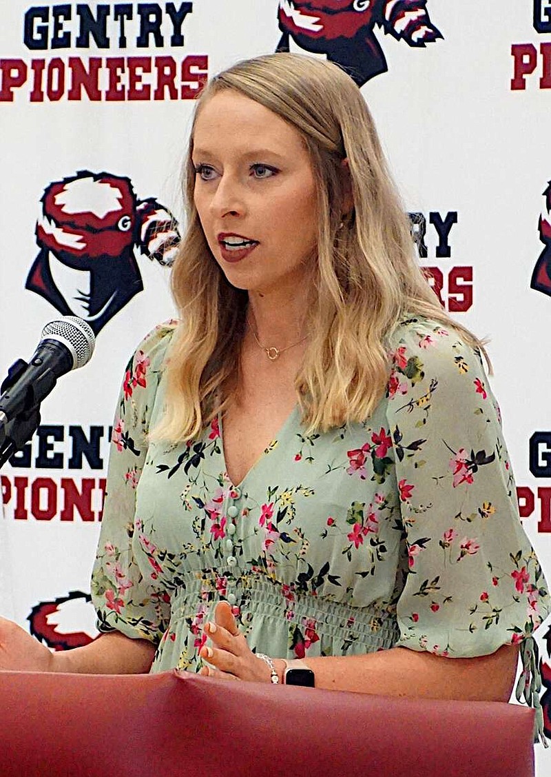 Thirty-three honors graduates celebrated in Gentry | Westside Eagle ...