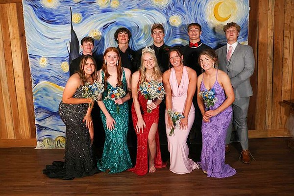 Blair Oaks High School announces prom court | Jefferson City News Tribune