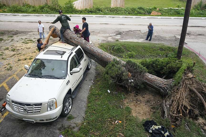 Power being restored in Houston | Northwest Arkansas Democrat-Gazette