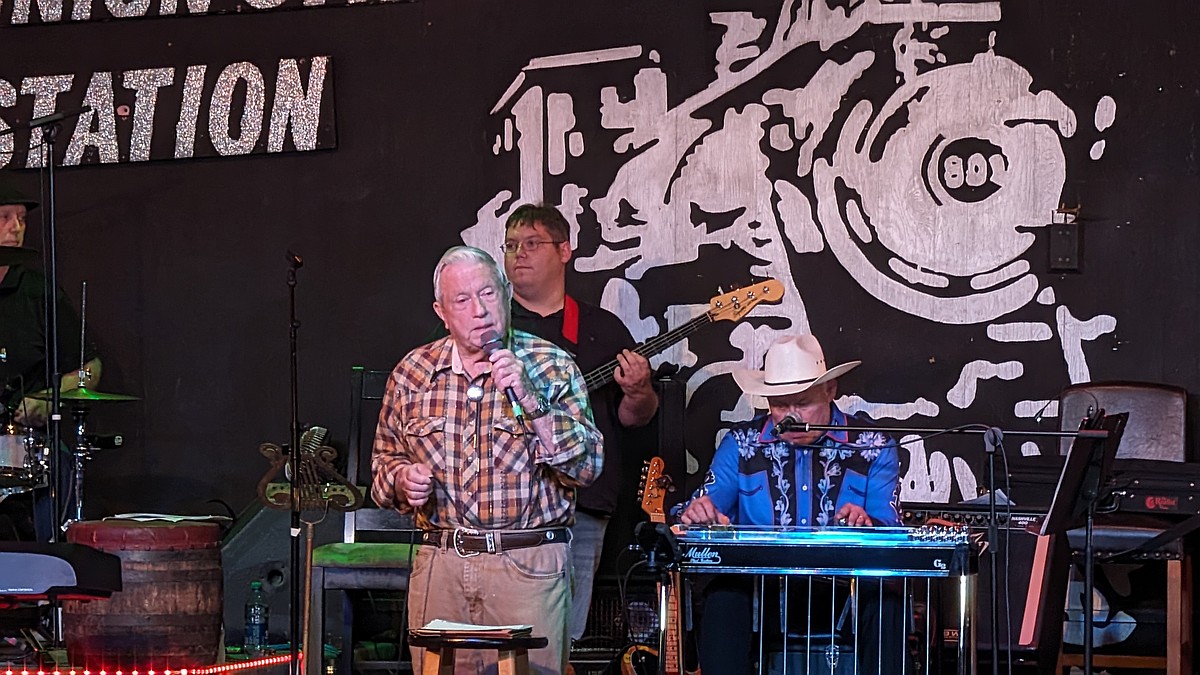 Johnny Sprayberry talks induction into Arkansas Country Music Hall of ...