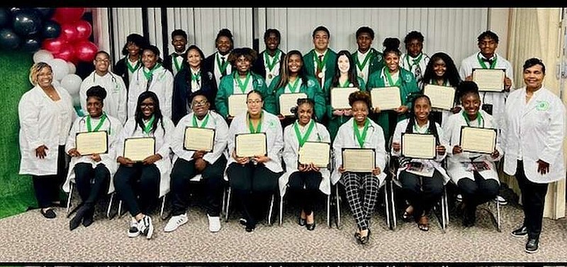 Students earn coats at JRMC ceremony | Pine Bluff Commercial News