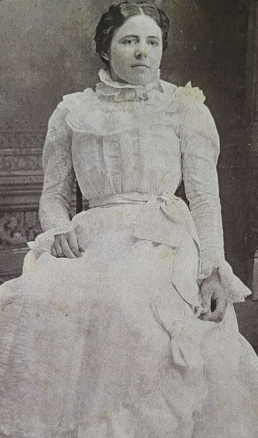 COLE COUNTY HISTORY: Woman raised on farm near Bass, traveled in ...