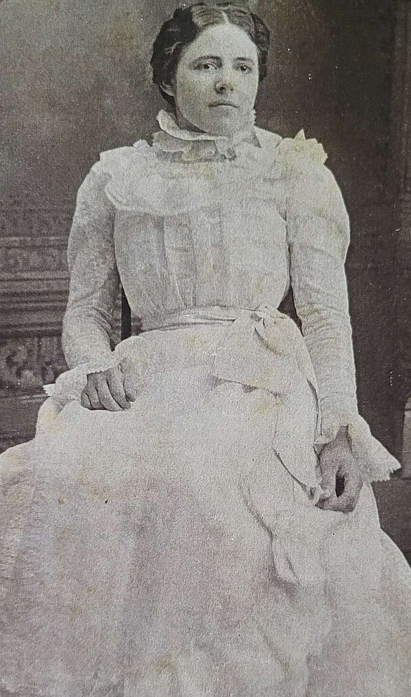 COLE COUNTY HISTORY: Woman raised on farm near Bass, traveled in ...