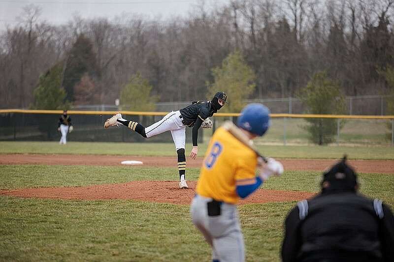 Fulton baseball’s Milius and DeFily make all-state | Fulton Sun