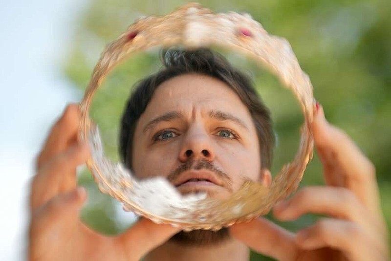 THEATER: Joint production of ‘Henry V’ creates many from a few ...