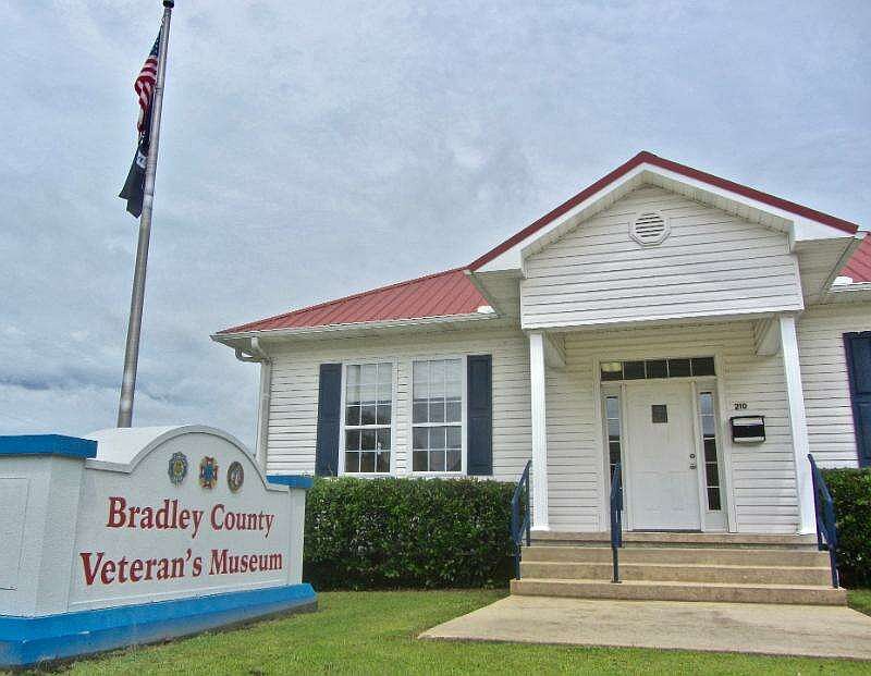 ARKANSAS SIGHTSEEING: Bradley County Museum photo gallery honors ...