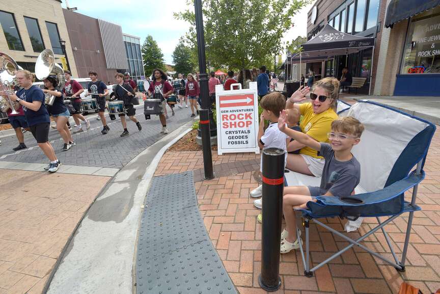 PHOTOS: 80th Rodeo of the Ozarks opens with parade in downtown ...