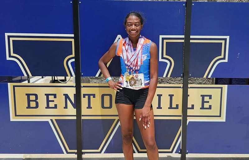 Davis wins two gold medals, qualifies for nationals | Camden News