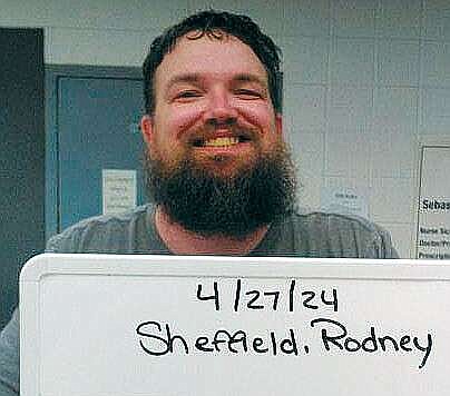 Barling man pleads guilty to threatening federal judge and having child ...