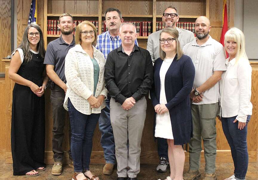 City Hall employees are ready to assist | Pea Ridge Times