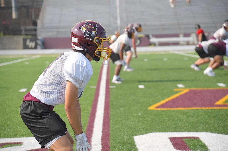 WATCH | Lake Hamilton hosts football team camp for 11 schools | Hot ...