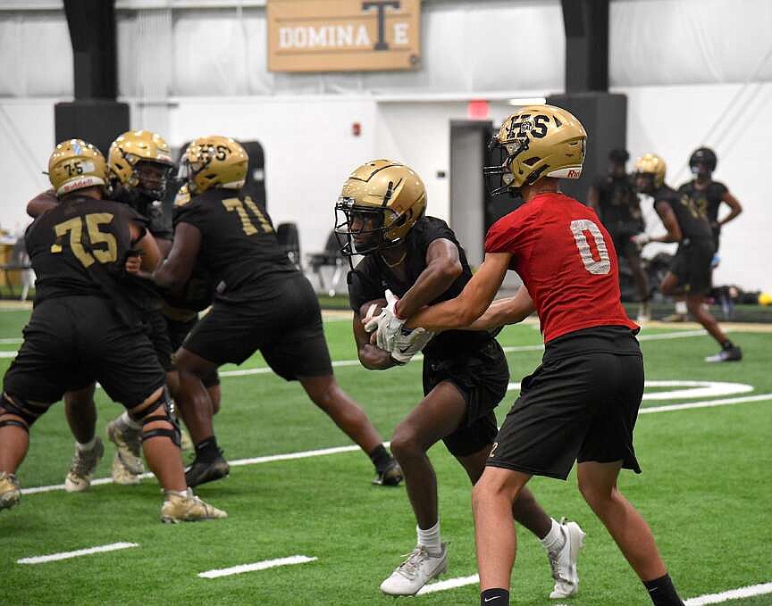 WATCH | Football preview: Trojans look for early competition to pay off ...