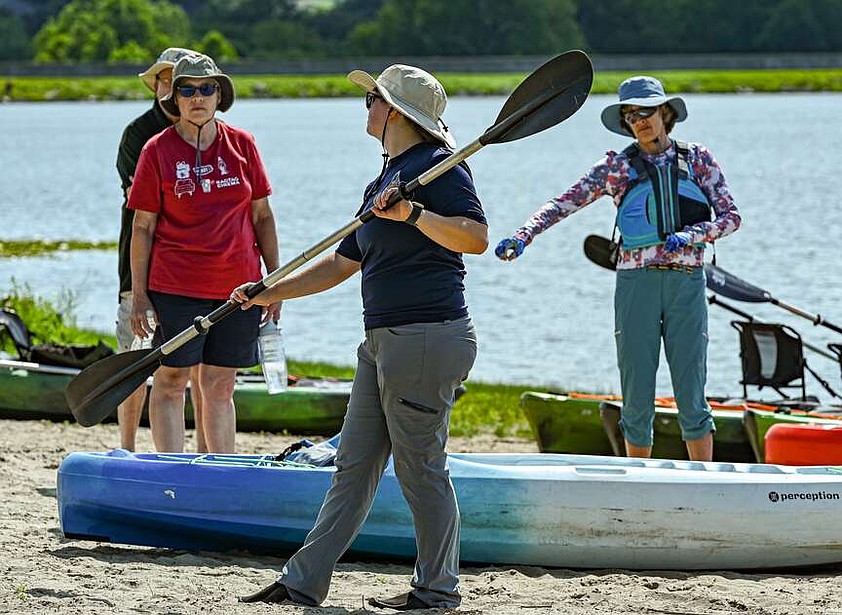 Students learn kayaking at Binder Lake | Jefferson City News Tribune