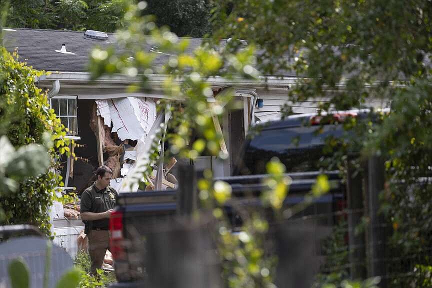 Florida deputy killed, two officers wounded in ambush shooting ...