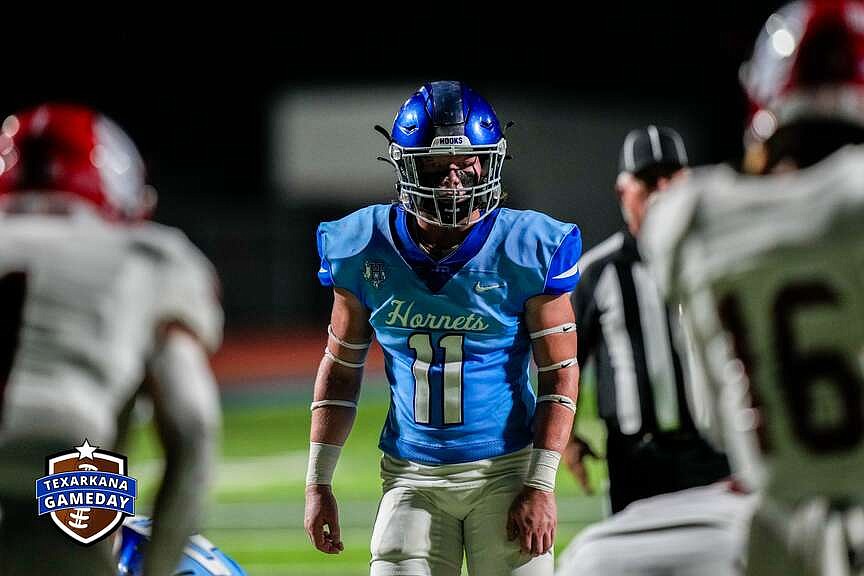 Prep Football: Hooks high in numbers, expects to win | Texarkana Gazette
