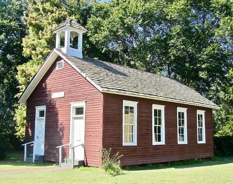 ARKANSAS SIGHTSEEING: One-room schoolhouses preserved for posterity ...