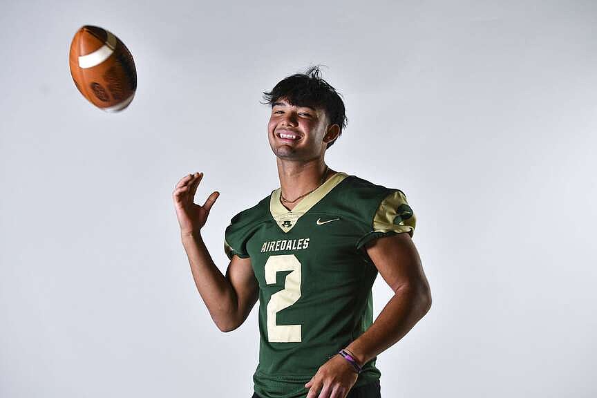 All the right moves: Alma’s Chanhnouvong a hit on the football field ...